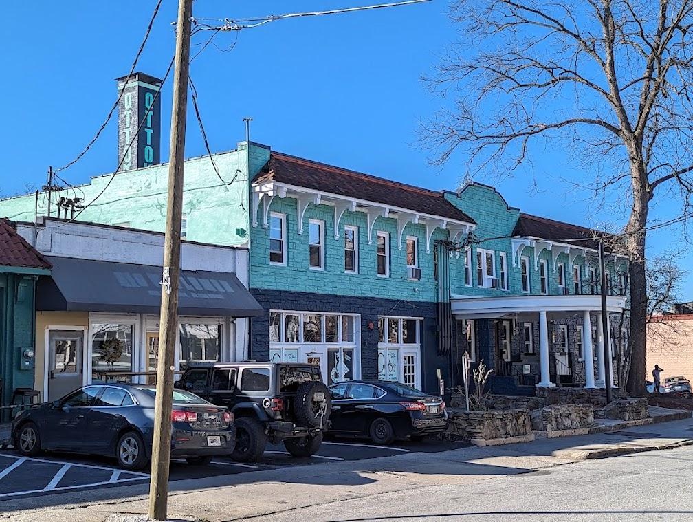 Images: Historic Highland Inn's rebirth as rentals is complete ...